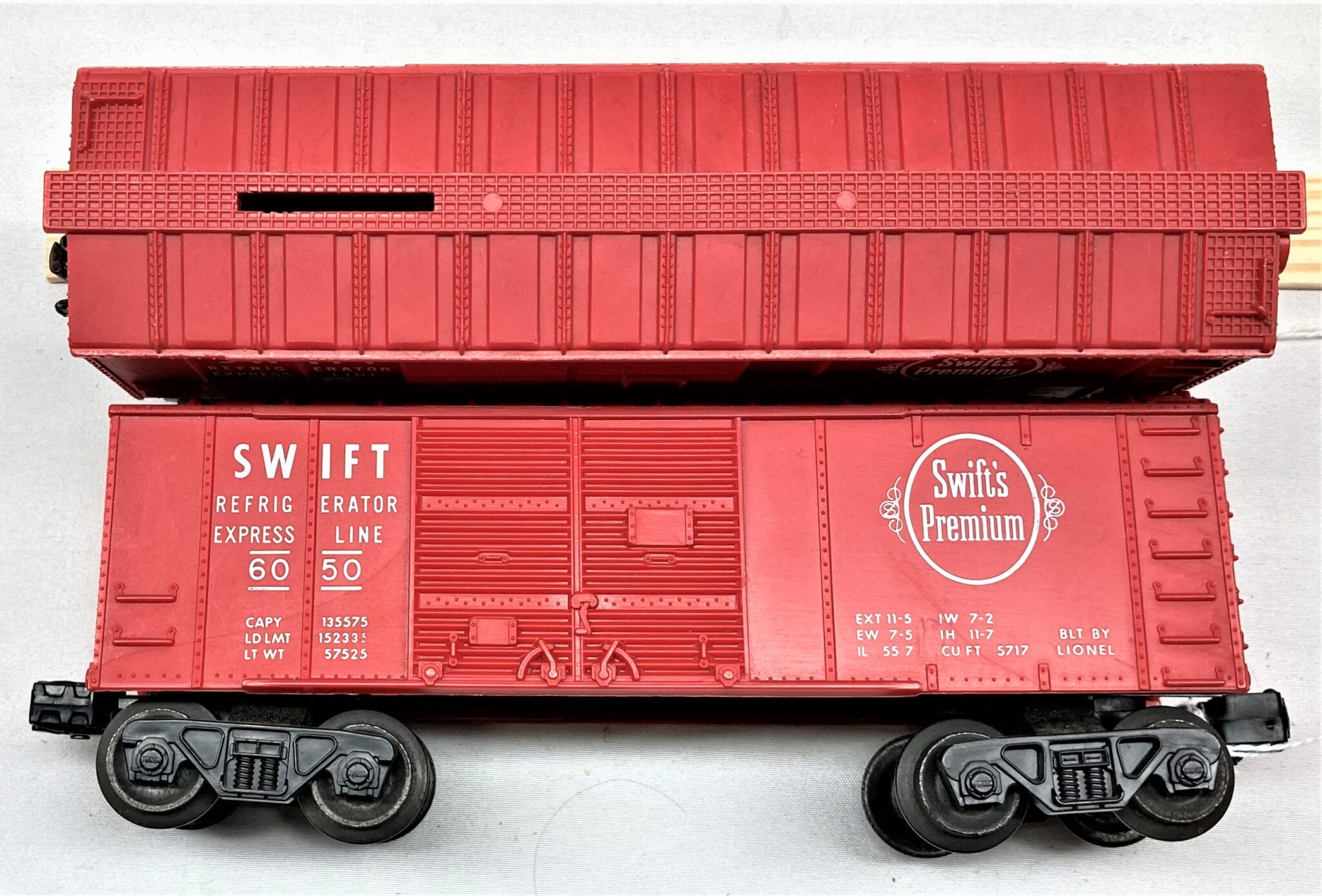 POSTWAR, BOXCARS, SMALL WITH NON OPERATING DOORS – WELCOME TO ...