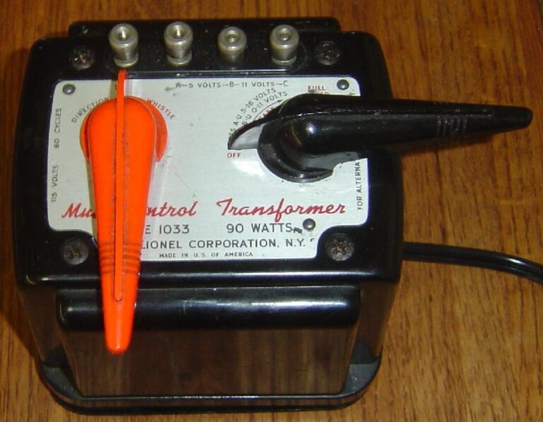 POSTWAR, TRANSFORMERS – WELCOME TO CORNUCOPIA OF TOY TRAINS