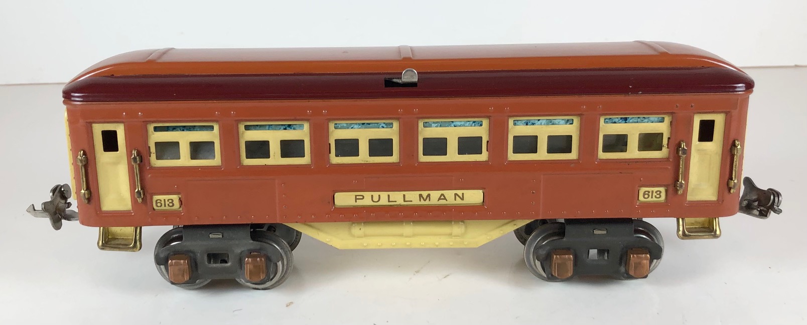 PREWAR “O” GAUGE TINPLATE, PASSENGER CARS, LATER LARGE, No. 613, No ...