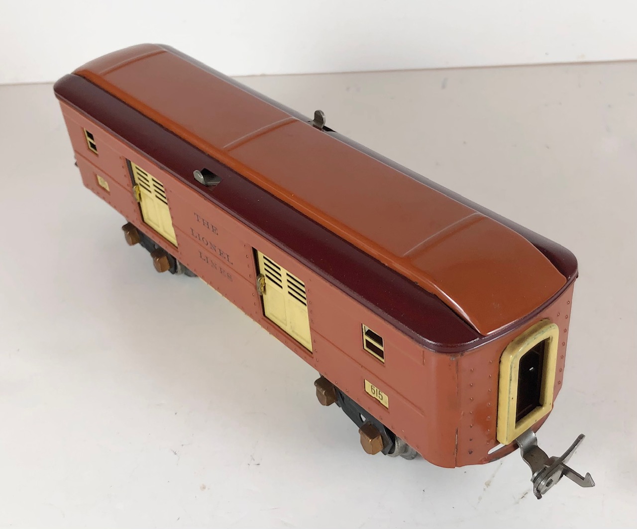 PREWAR “O” GAUGE TINPLATE, PASSENGER CARS, LATER LARGE, No. 613, No ...