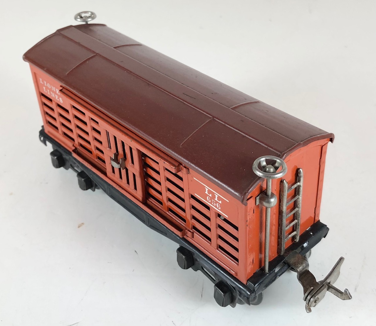 PREWAR “O” GAUGE TINPLATE, CATTLE CARS, CLASSIC PERIOD, No. 656, No ...